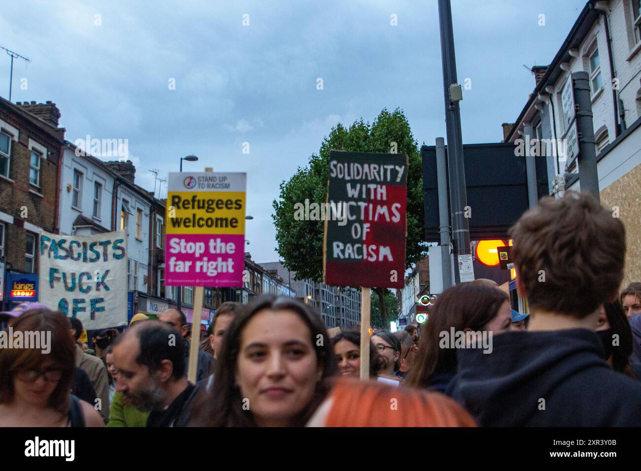 Protests against far right riots uk hi-res stock photography and images ...
