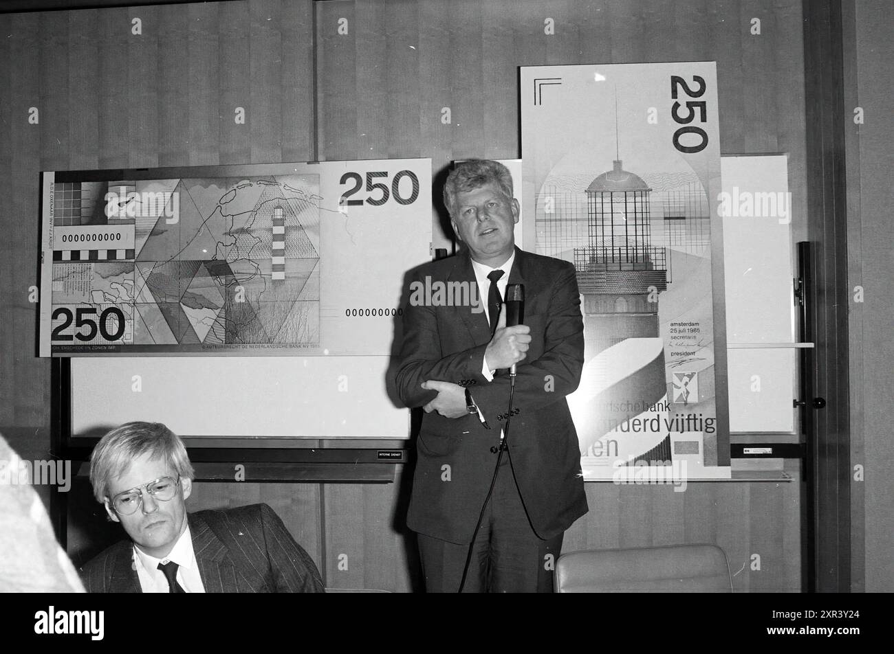 Presentation of 250 guilders banknote in Amsterdam by Willem Duisenberg ...