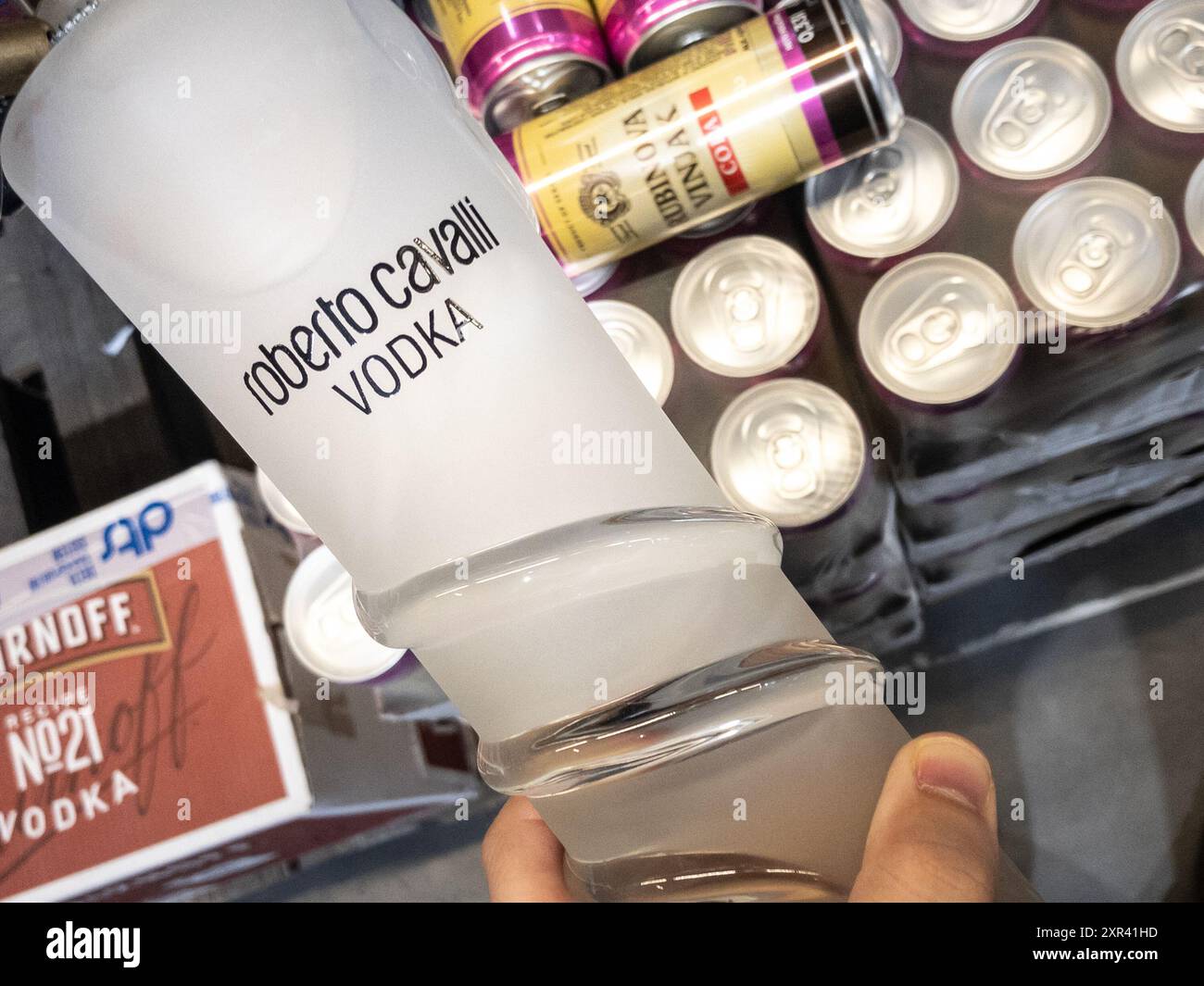 Roberto cavalli vodka logo hi-res stock photography and images - Alamy