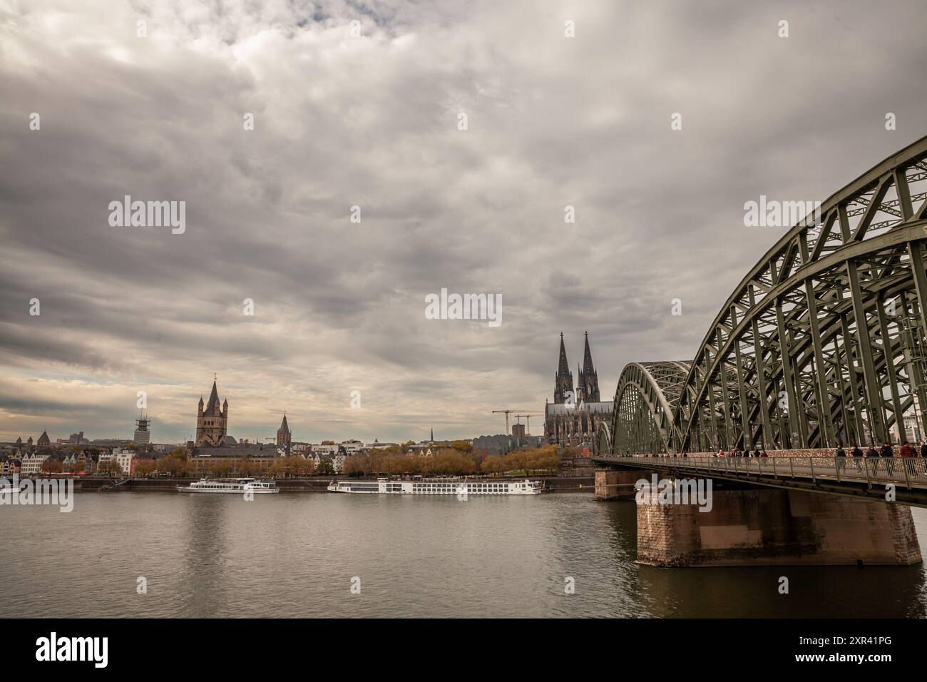 Picture of a panorama of Cologne center with the Cologne cathedral and ...
