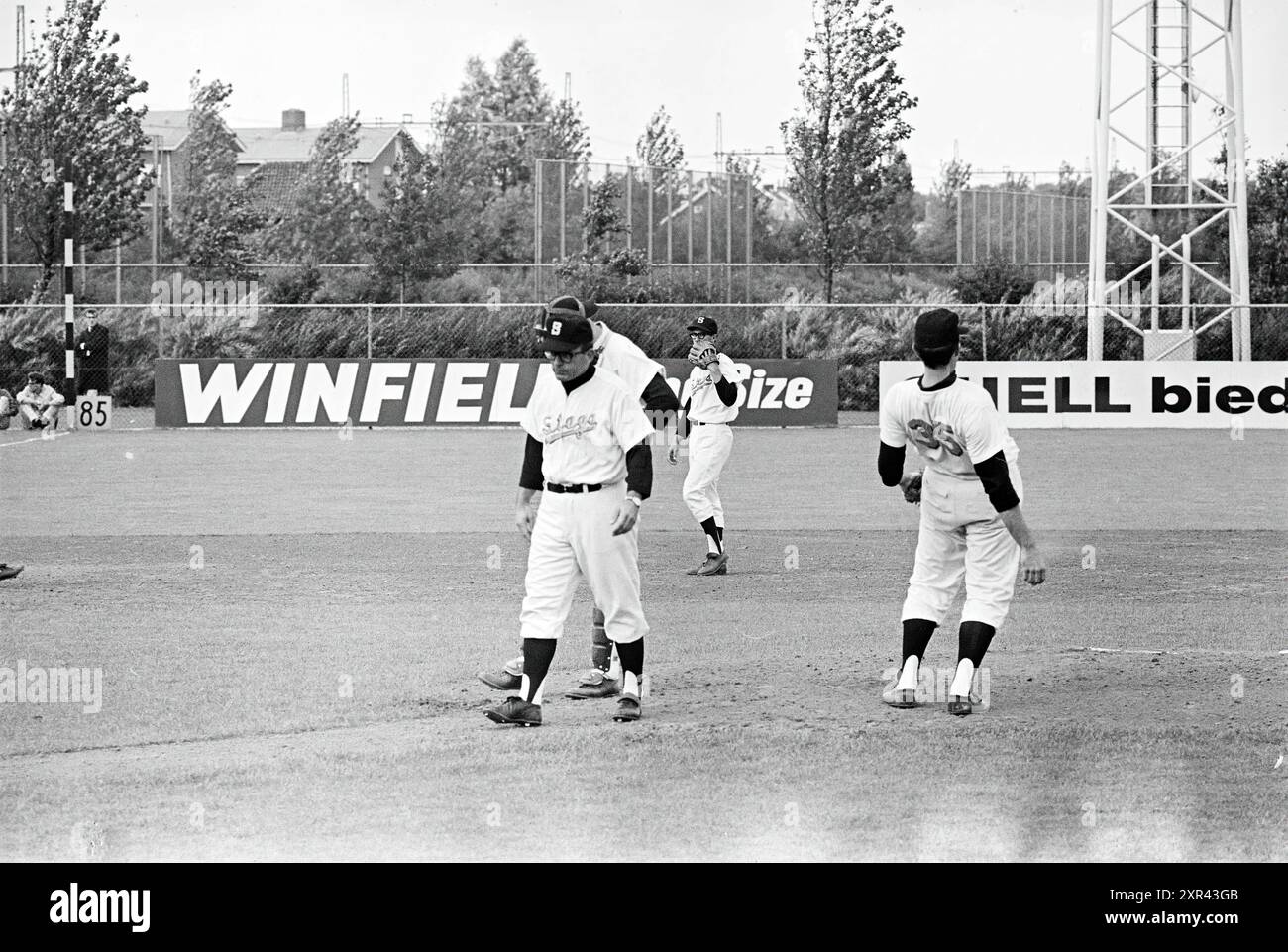 Dutch Antilles - Calf. Stags, Baseball, 10-08-1966, Whizgle Dutch News ...