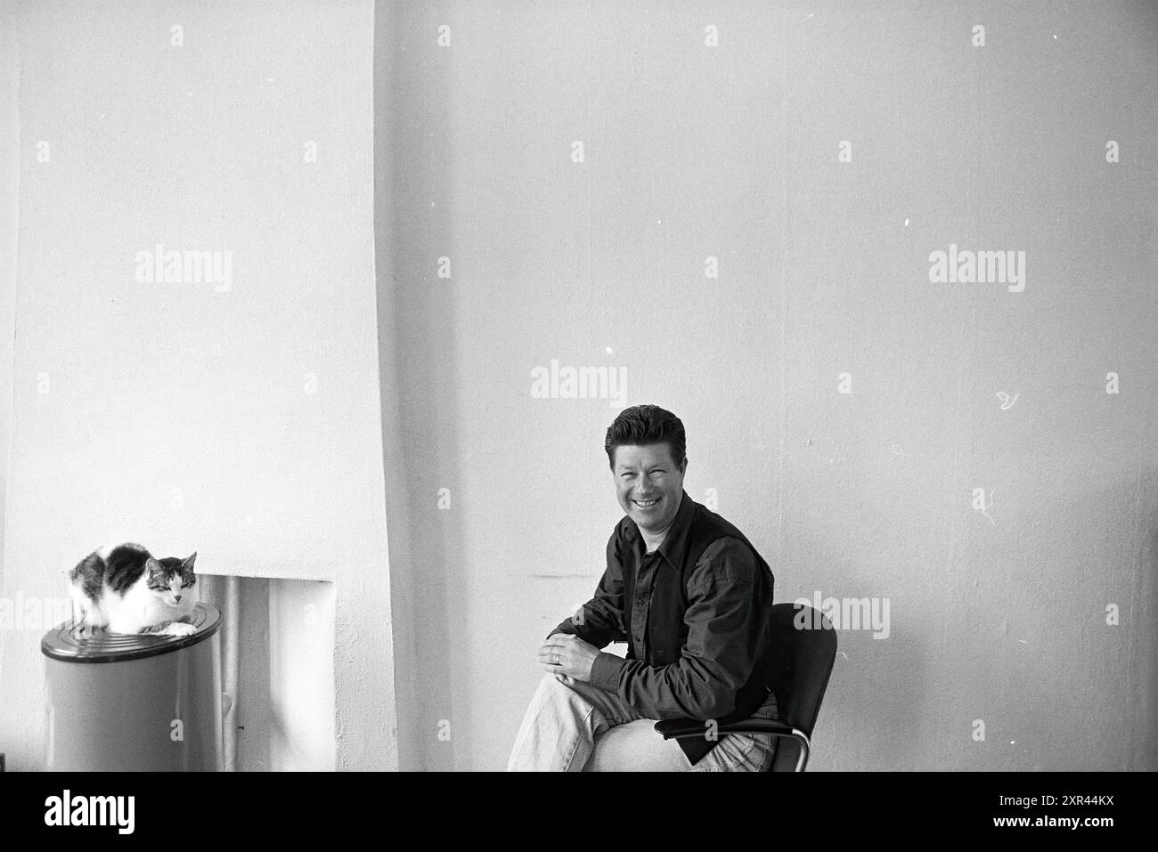 Noordhuis HIV Café, 09-06-1994, Whizgle Dutch News: Historic Images ...