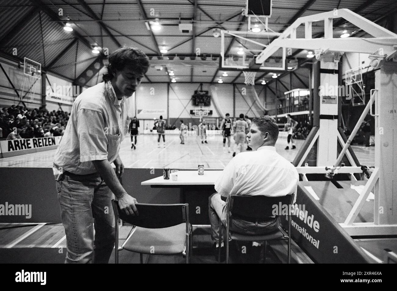 Basketball: Akrides - Schieskeet, 16-01-1993, Whizgle Dutch News ...
