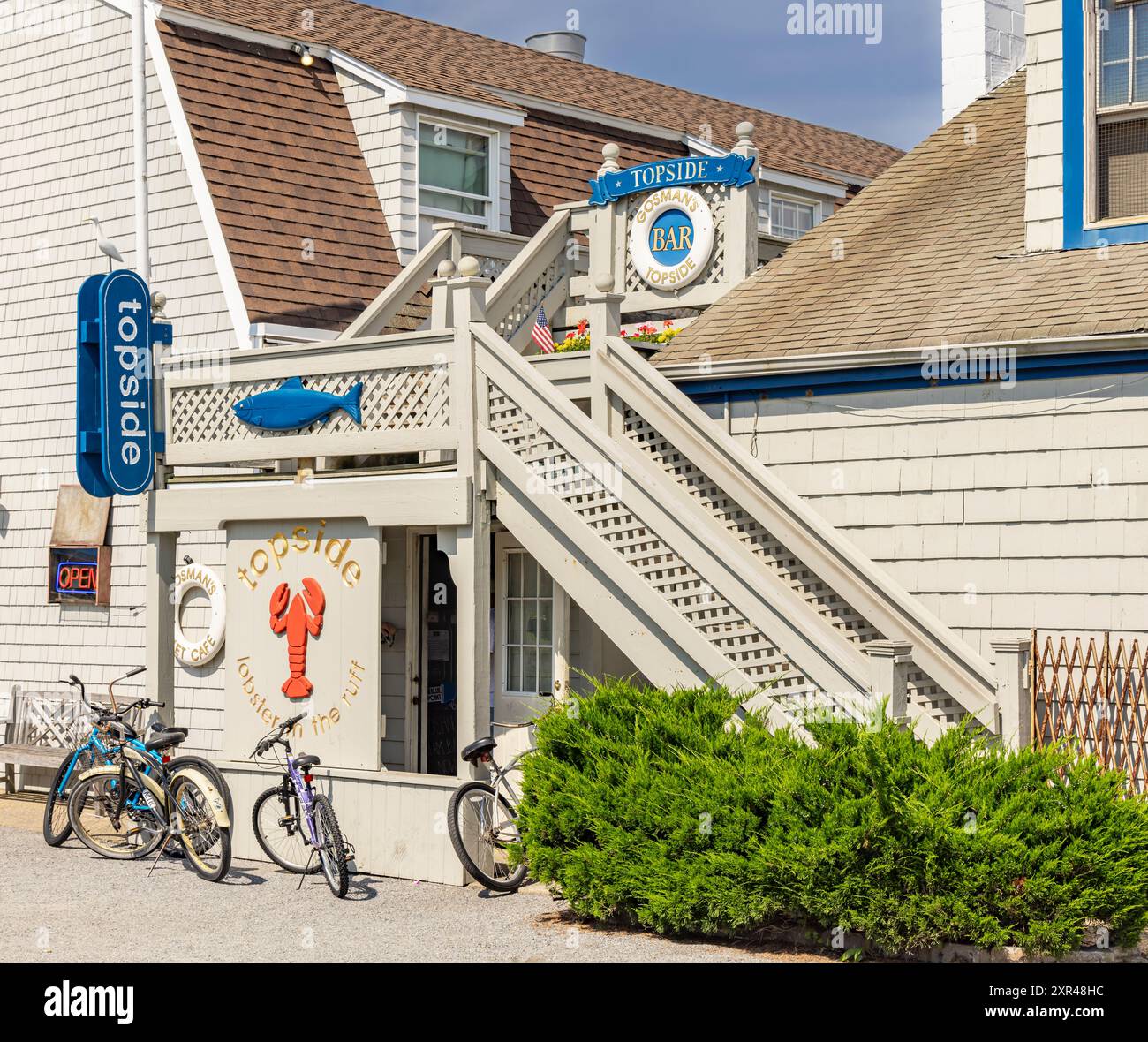Seafood restaurant signs hi-res stock photography and images - Alamy