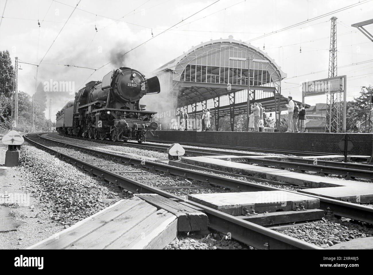 Steam train haarlem station hi-res stock photography and images - Alamy