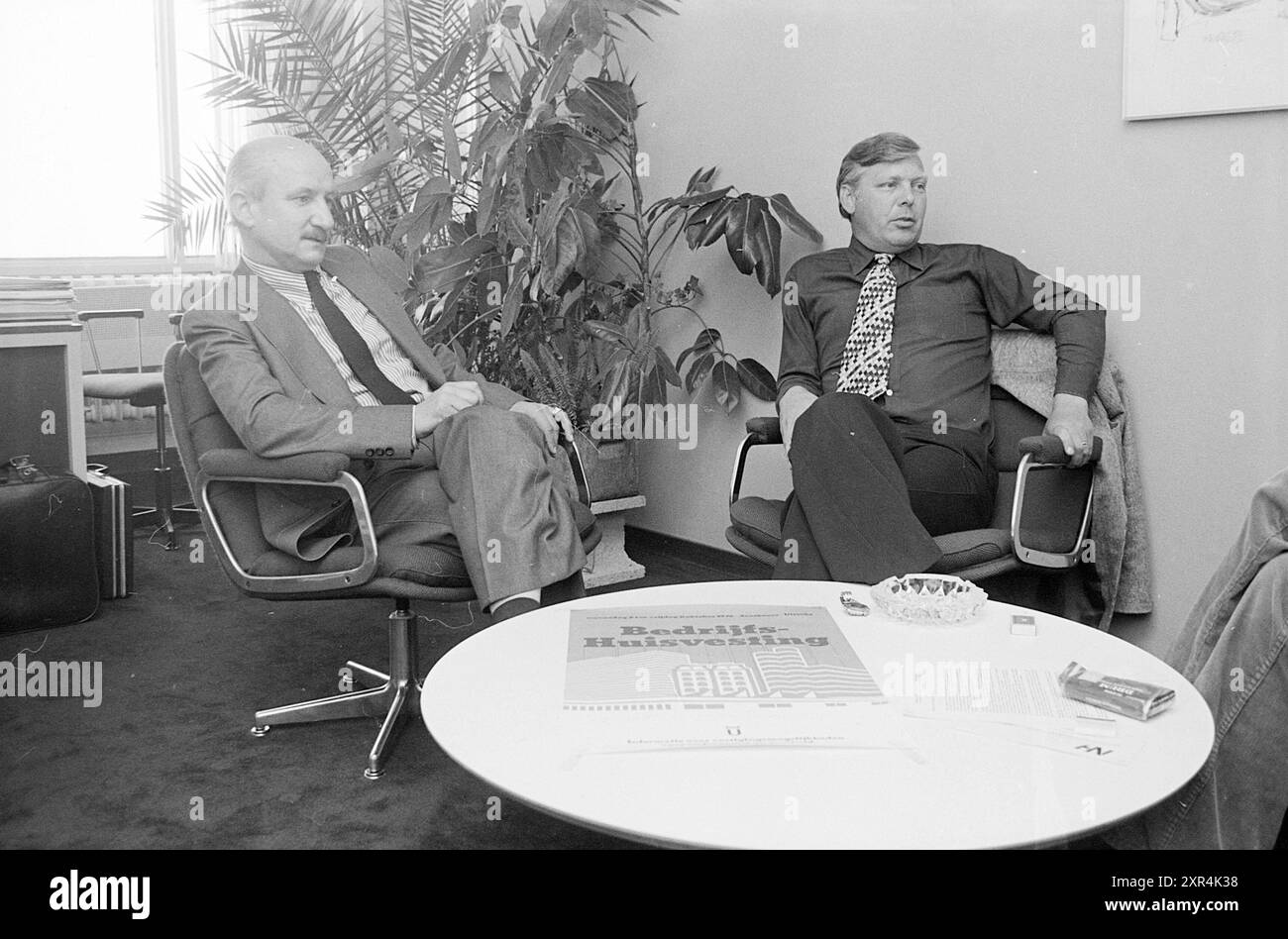 Mr. Groeneveld and colleague Technological Service Haarlem., Persons ...