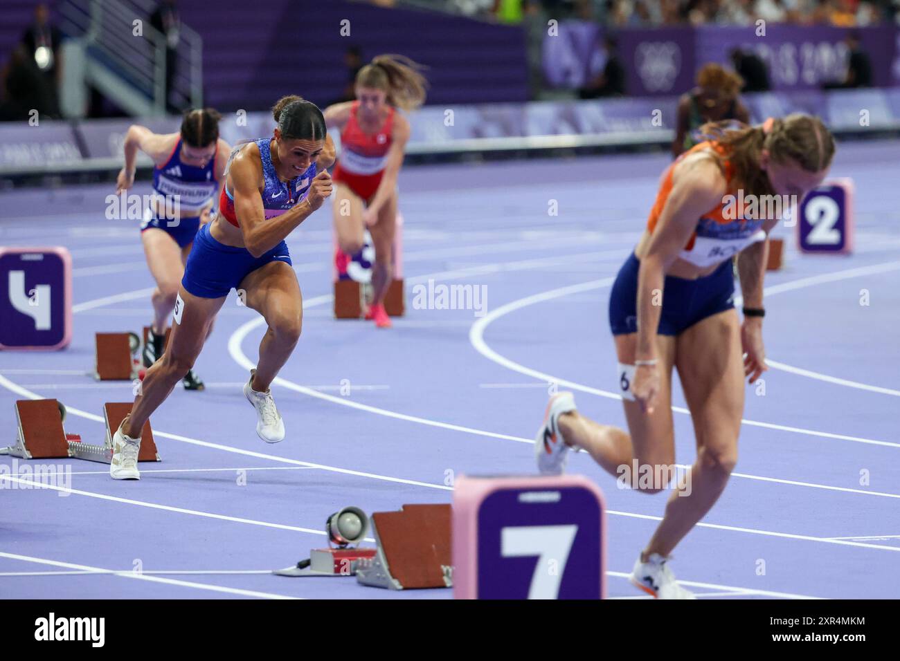 Athletics hurdle paris 2024 olympic games hi-res stock photography and images - Alamy
