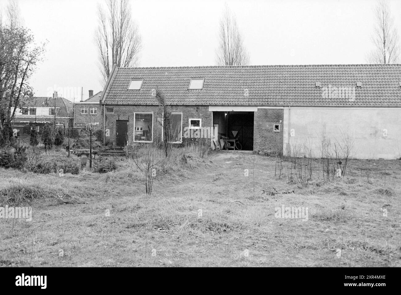 Exterior old canteen Beelen Heemstede, Exterior, Heemstede, Nederland, 26-03-1984, Whizgle Dutch ...