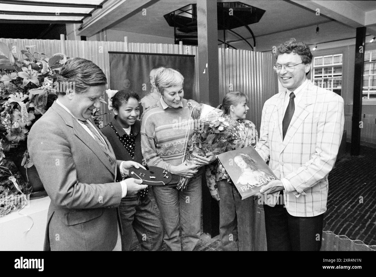 00th visitor hi-res stock photography and images - Alamy