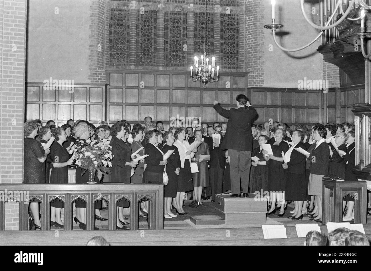 Dutch mourning Black and White Stock Photos & Images - Alamy
