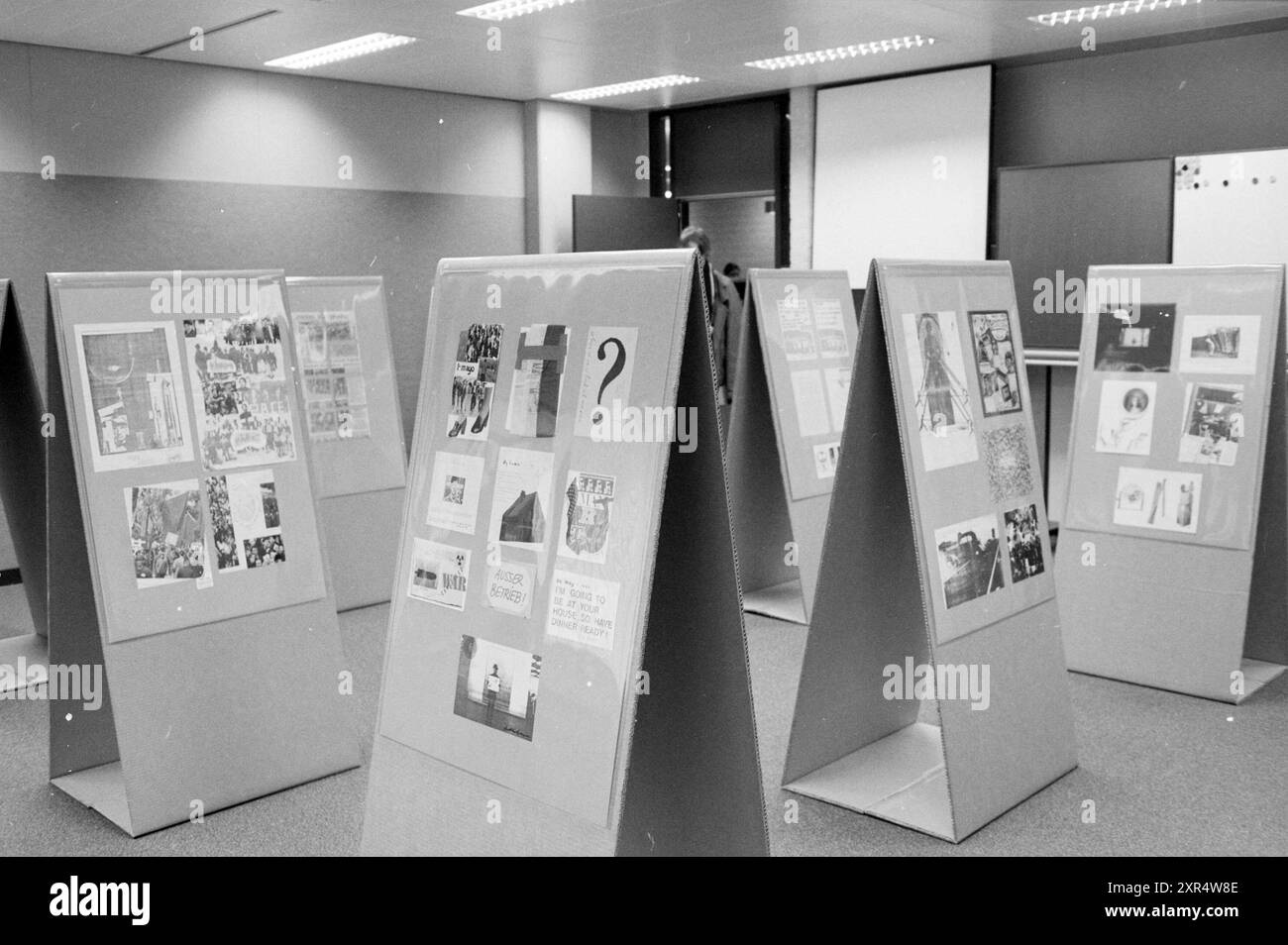 Dispatch junction hi-res stock photography and images - Alamy