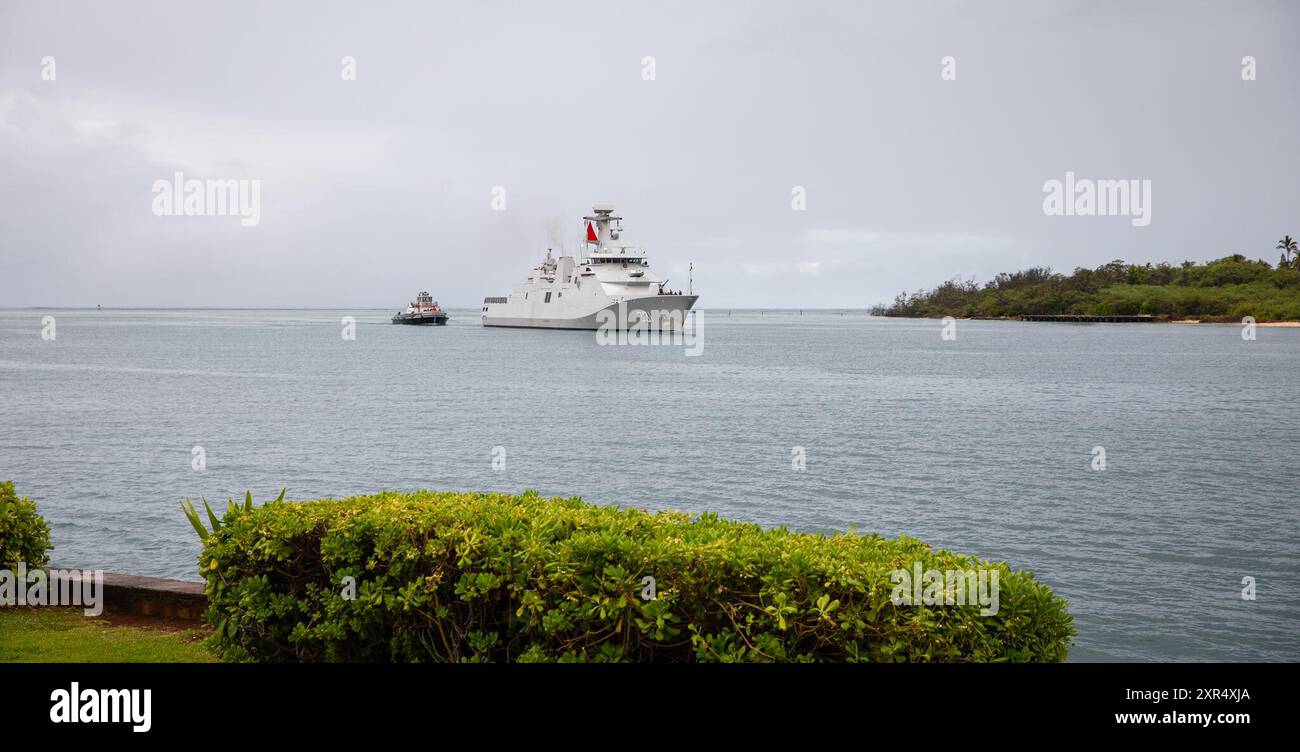 Ffh 331 hmcs vancouver hi-res stock photography and images - Alamy