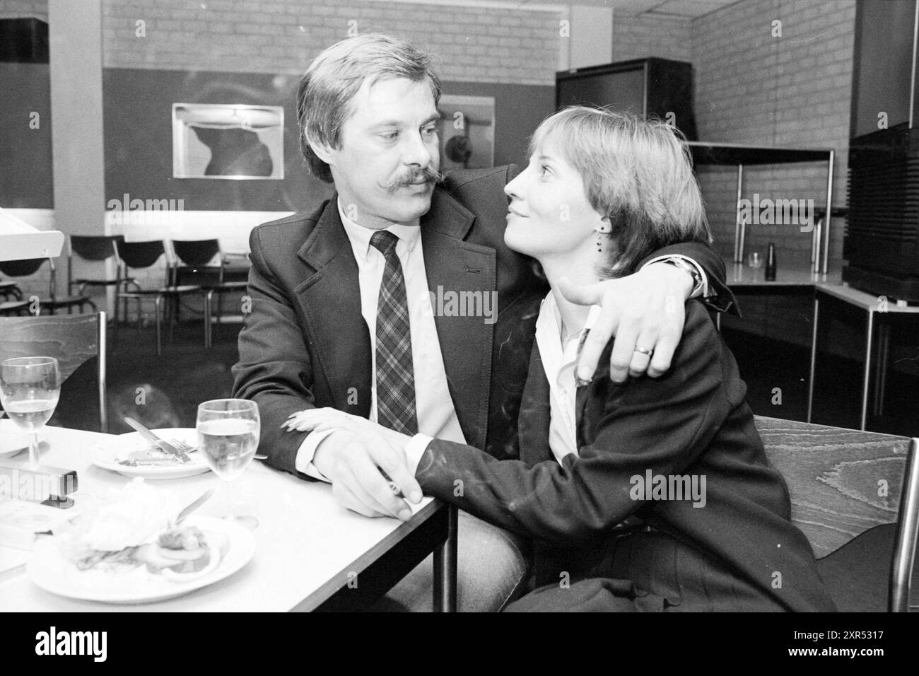 Spectrum publishers Black and White Stock Photos & Images - Alamy