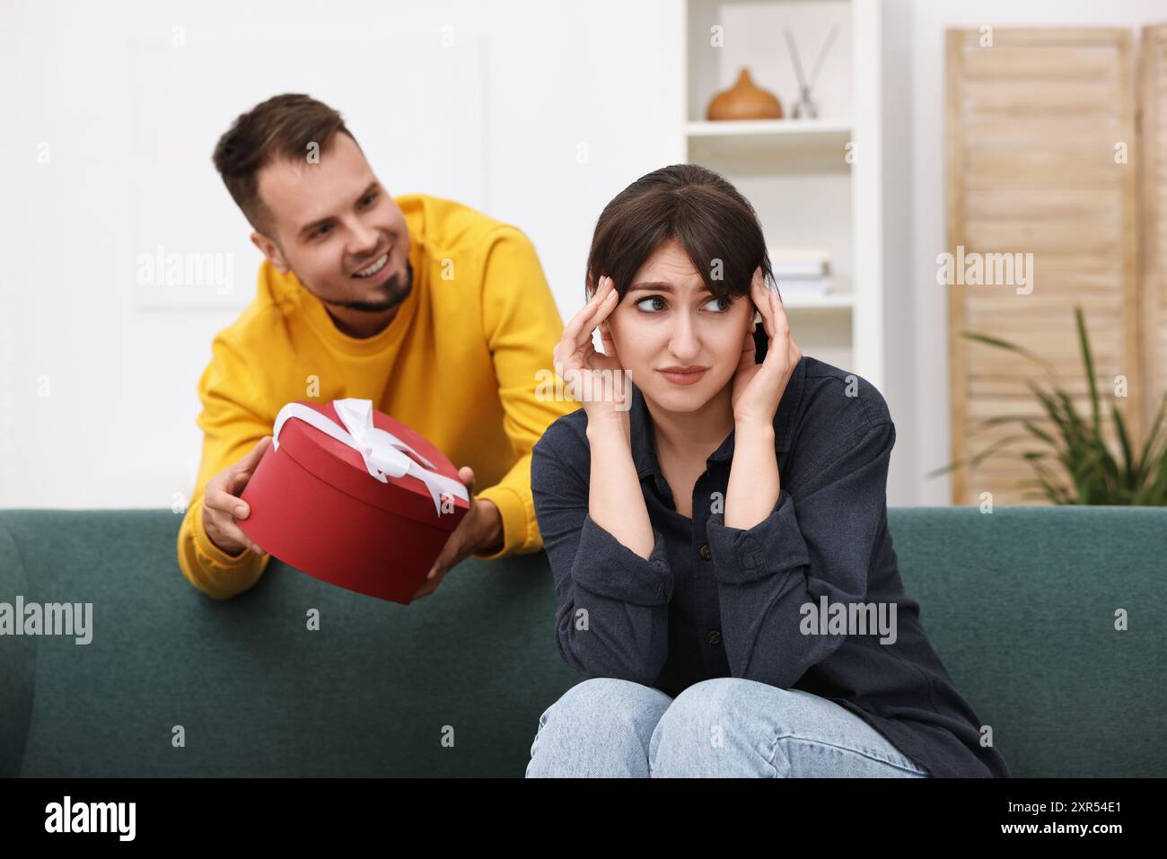 Unsuccessful gift hi-res stock photography and images - Alamy