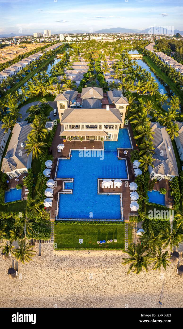Aerial view of Non Nuoc Beach in Da Nang, Vietnam Stock Photo - Alamy