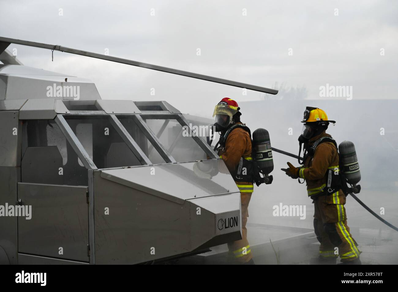 U.S. Air Force Staff Sgt. Jeremy Salazar and Staff Sgt. Danny Lee ...