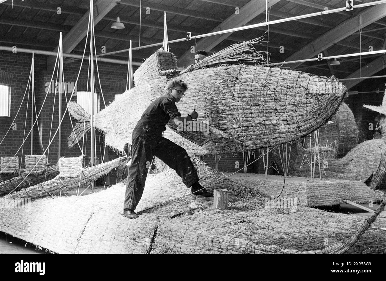 Building wicker models hi-res stock photography and images - Alamy