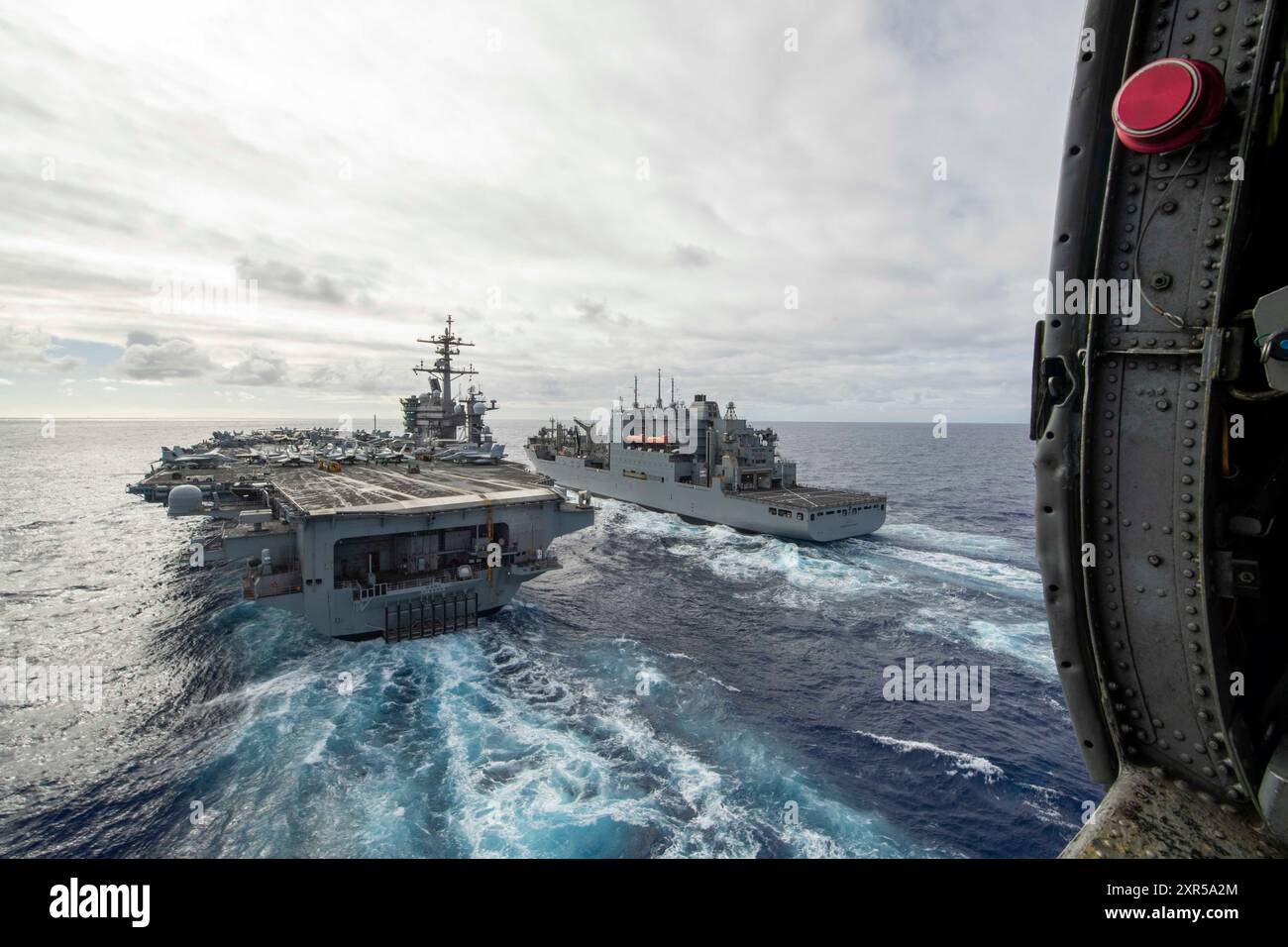 Nimitz-class aircraft carrier USS Carl Vinson (CVN 70) conducts a ...