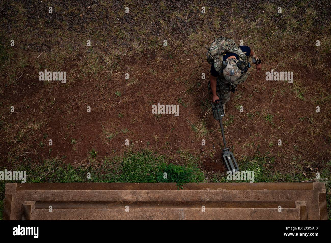 Land detector hi-res stock photography and images - Alamy