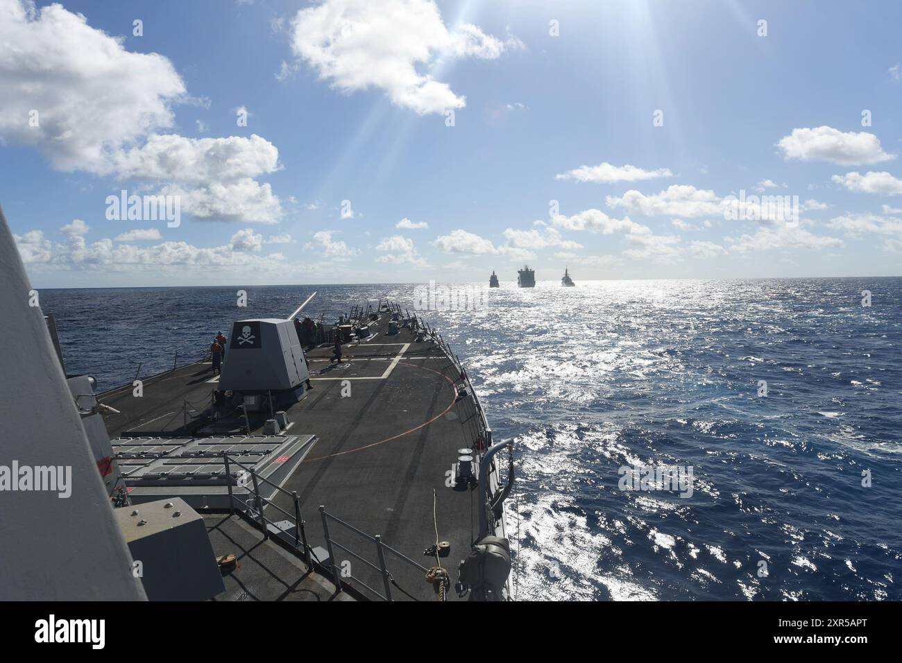 Arleigh-Burke class guided-missile destroyer USS Kidd (DDG 100 ...