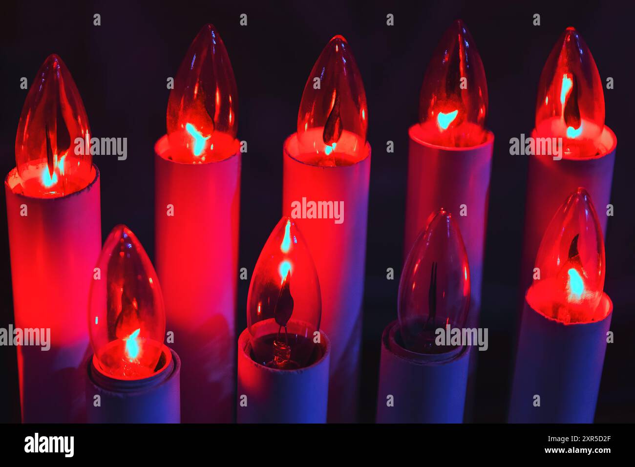 Row of low candle flame hi-res stock photography and images - Alamy