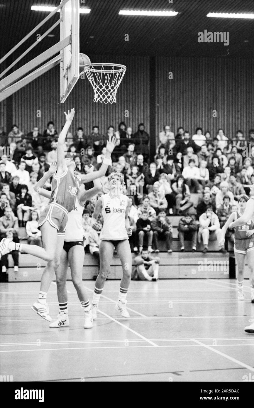 Basketball women, Whizgle Dutch News: Historic Images Tailored for the ...