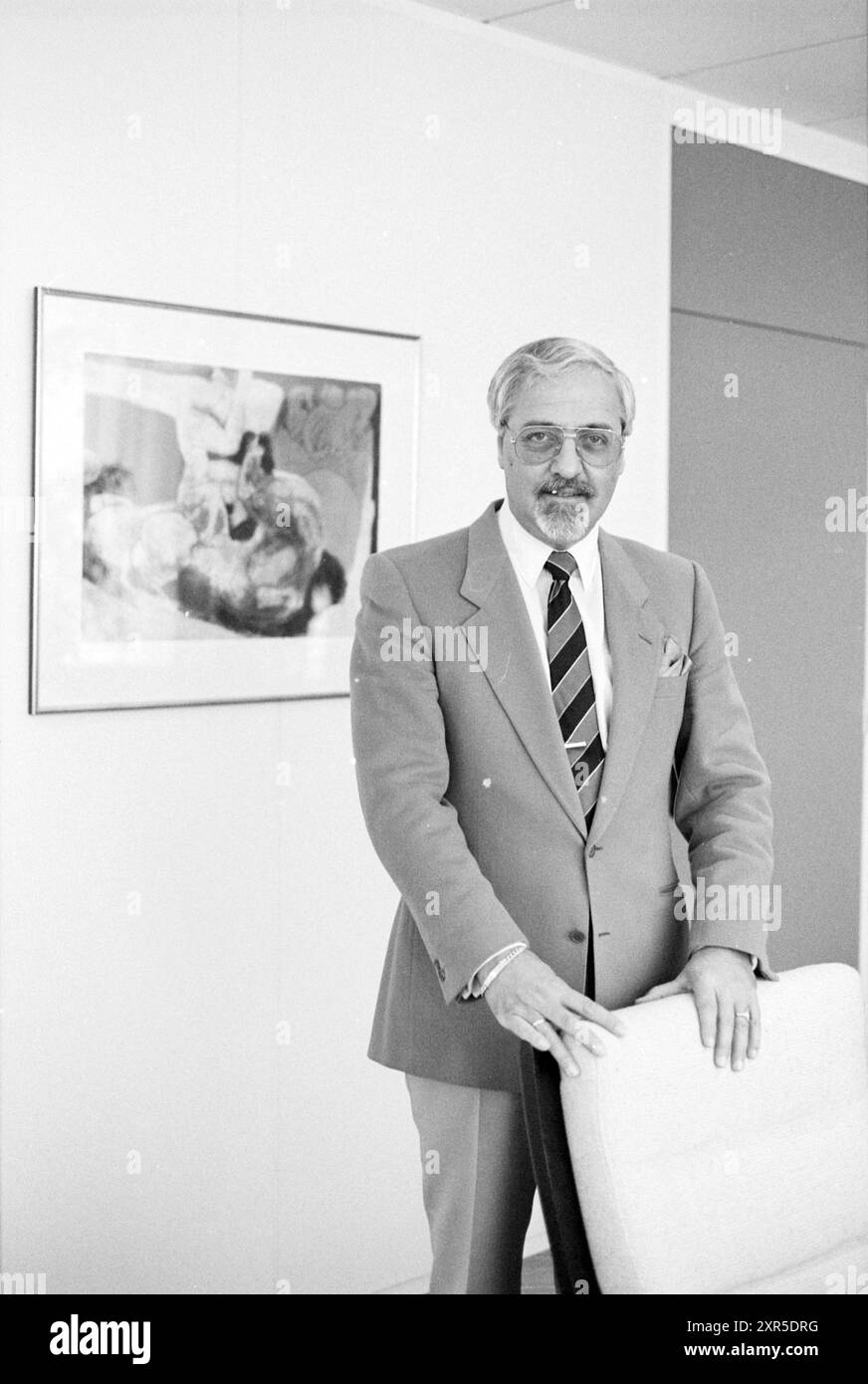 Mr sagius dactylo hi-res stock photography and images - Alamy