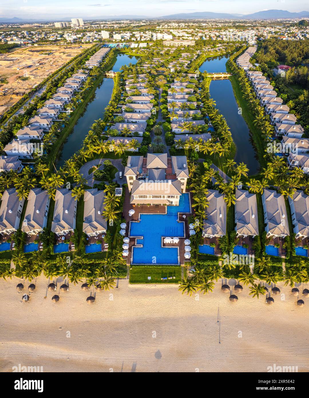 Aerial view of Non Nuoc Beach in Da Nang, Vietnam Stock Photo - Alamy