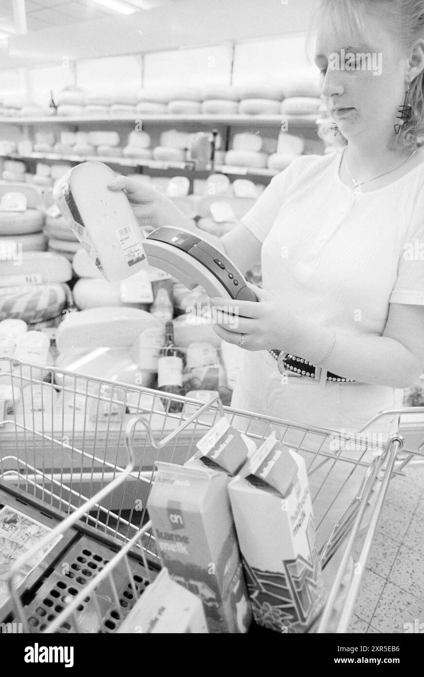 Barcode reader ah hi-res stock photography and images - Alamy