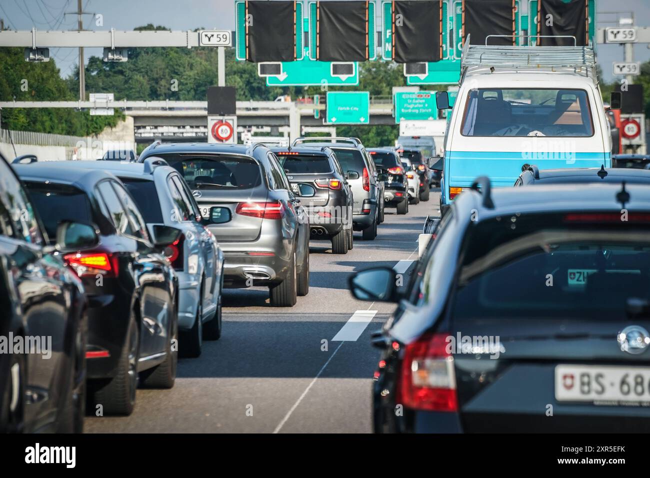 Staumeldungen hi-res stock photography and images - Alamy