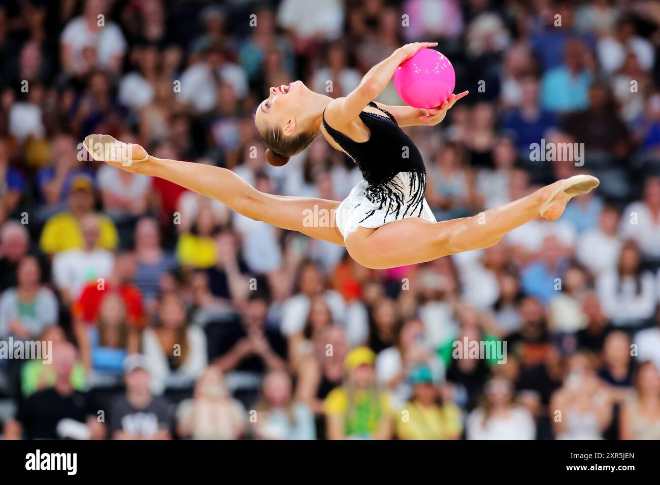 Paris, France. 8th Aug, 2024. Taisiia Onofriichuk (UKR) Rhythmic ...