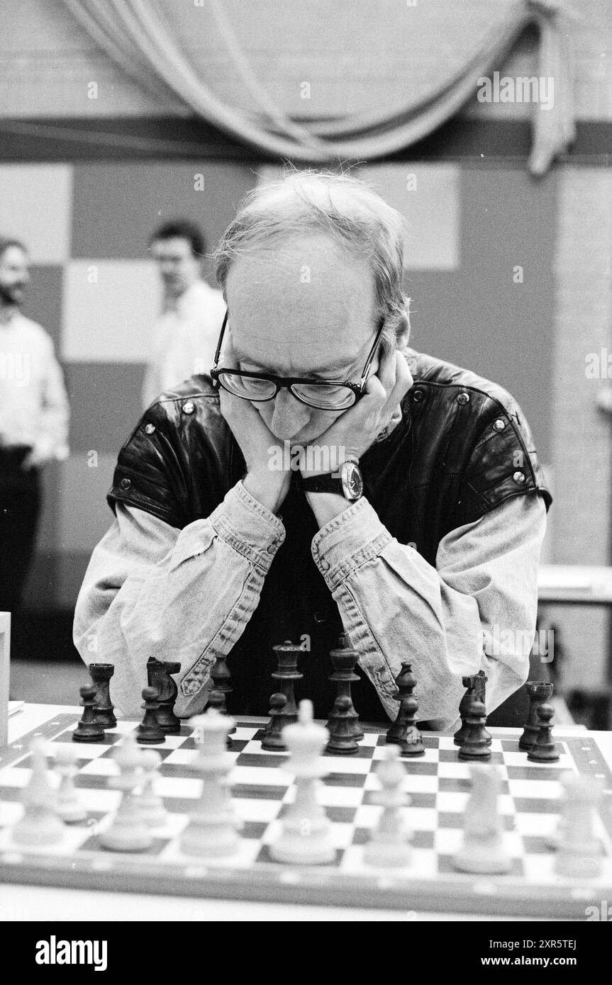 Portraits of grandmasters, HST [Blastovens Chess Tournament], 09-01 ...
