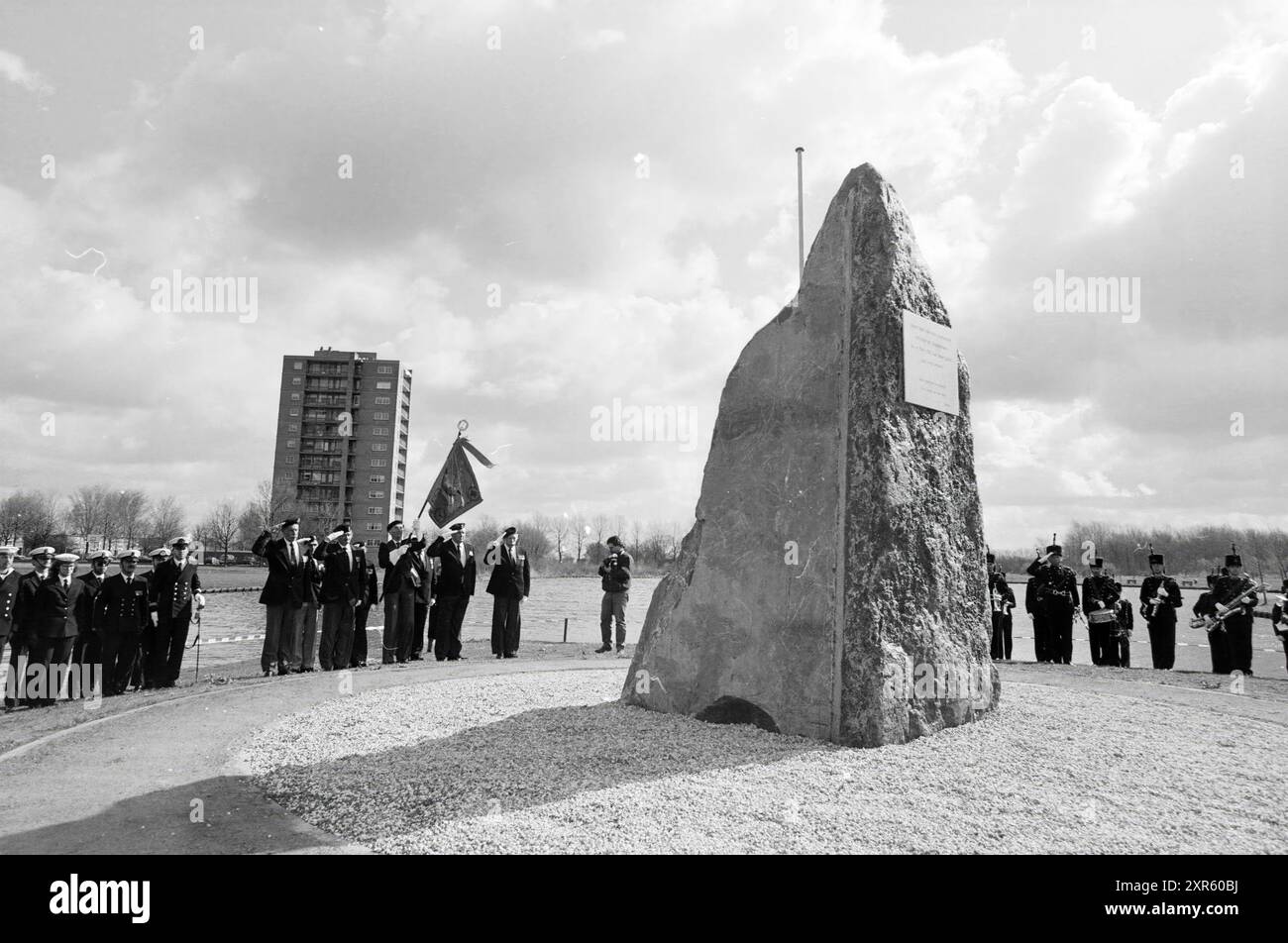 Unveiling war memorial, Reinalda Park, Monuments, Revelations, 23-03 ...