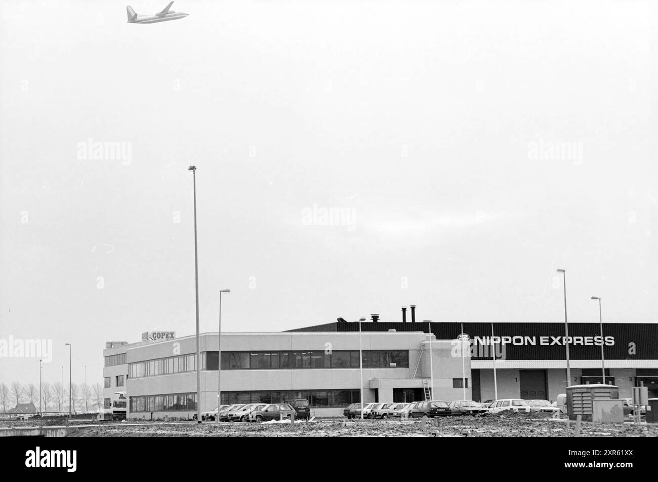 Nippon express building hi-res stock photography and images - Alamy