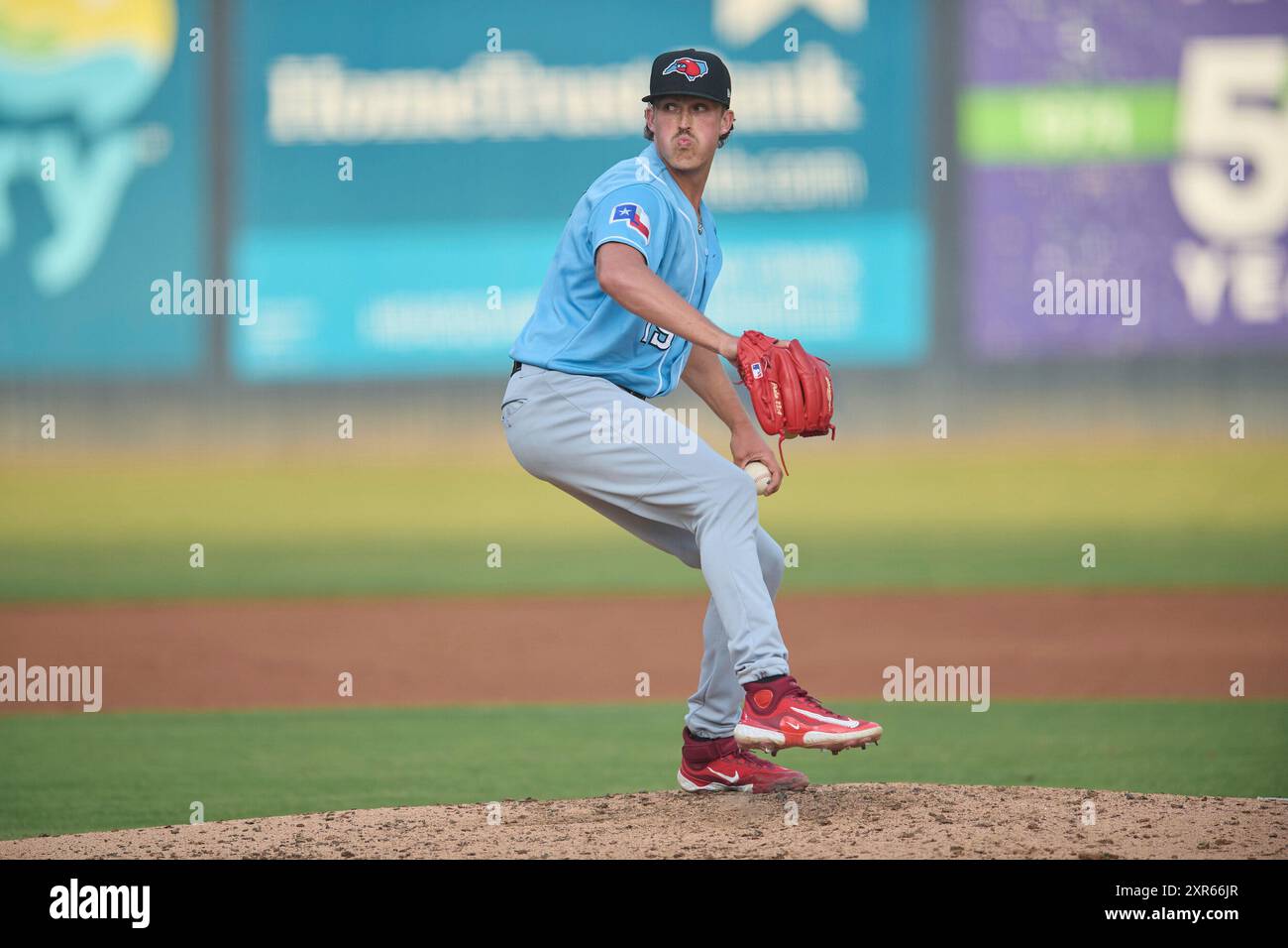 Hickory Crawdads pitcher Jackson Kelley (19) delivers a pitch during a ...