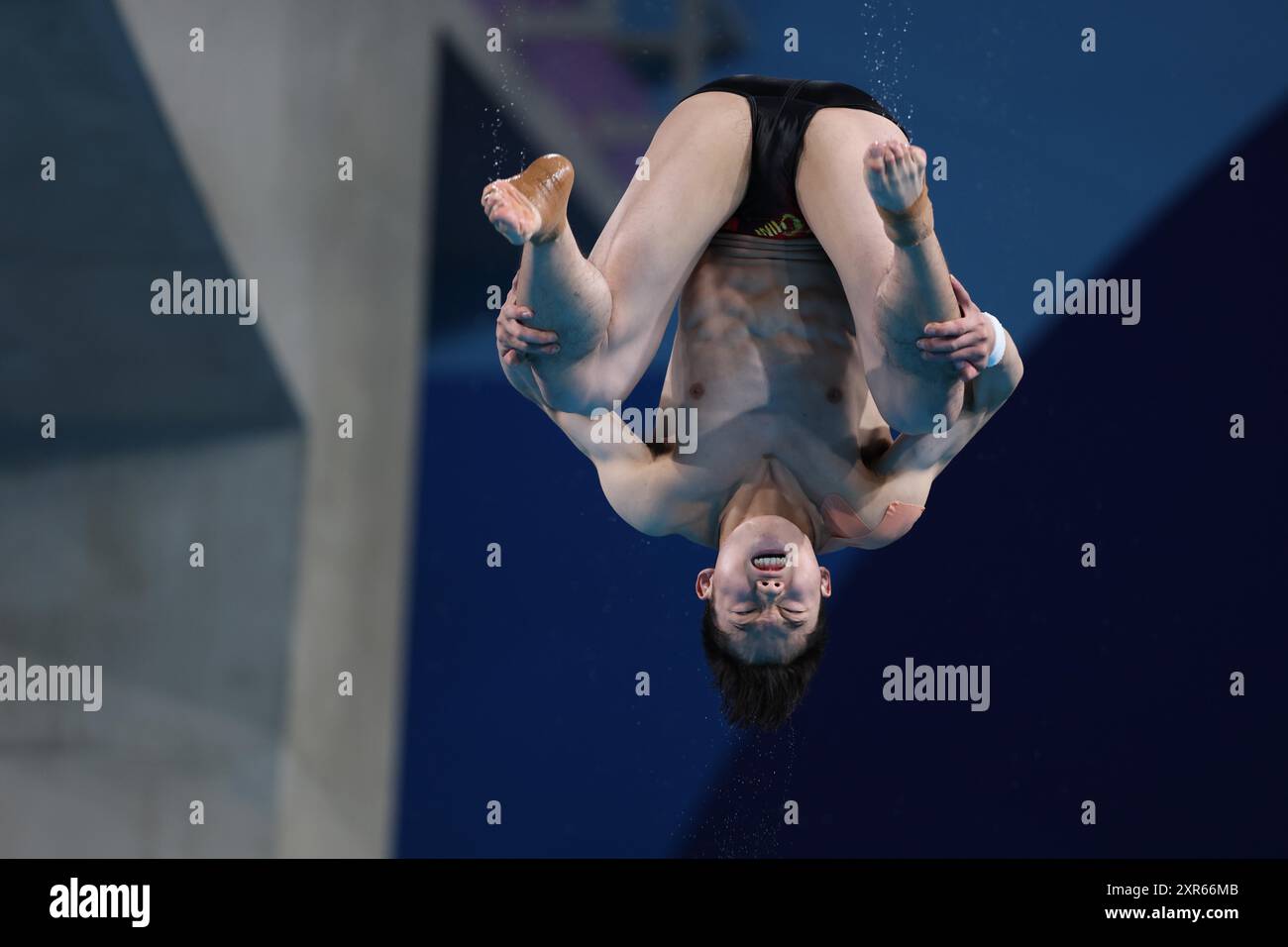 **CHINESE MAINLAND, HONG KONG, MACAU AND TAIWAN OUT** Chinese diver ...