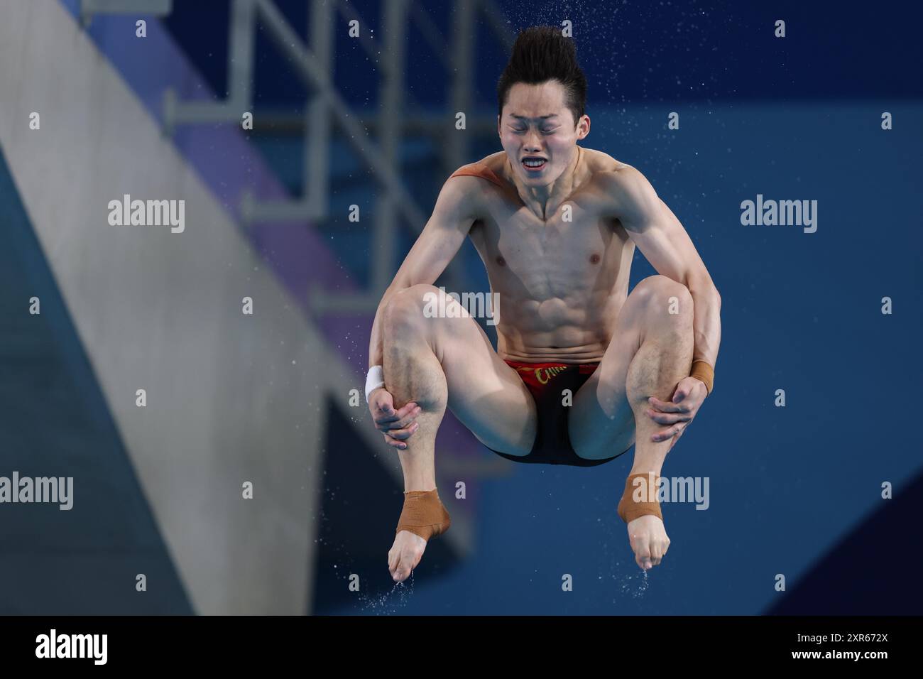 **CHINESE MAINLAND, HONG KONG, MACAU AND TAIWAN OUT** Chinese diver ...