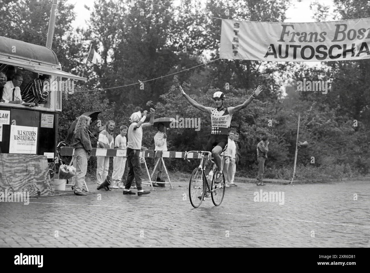 Finish of the Tour of the Waarderpolder organized by HRC Excelsior. The ...