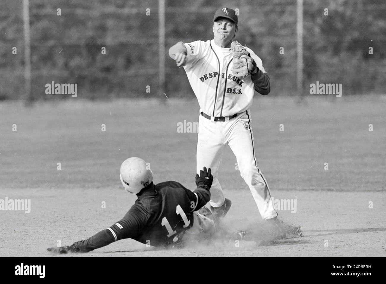 Dss ado hi-res stock photography and images - Alamy