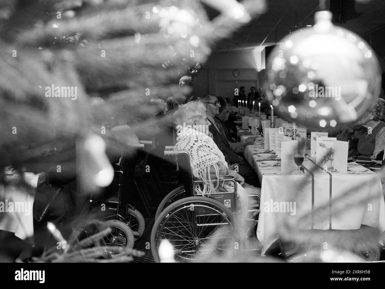 Christmas dinner for the elderly Reinalda House, Christmas and ...