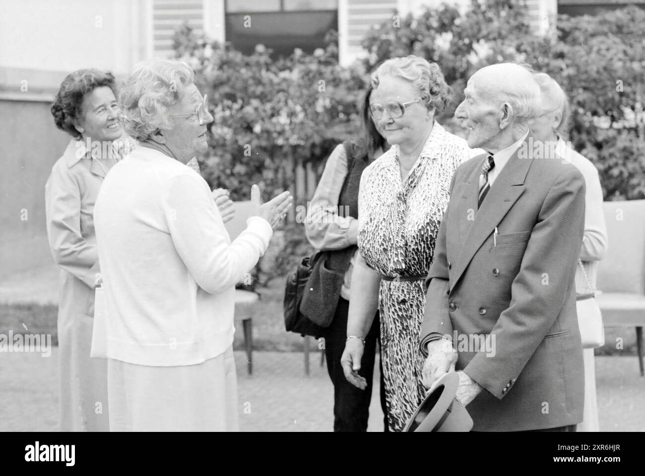 Elderly defile color hi-res stock photography and images - Alamy