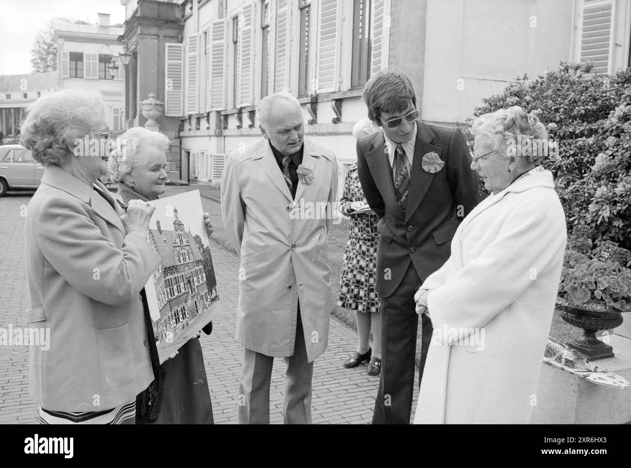 Ancient parade, Royal receptions and Royal visits, 07-06-1977, Whizgle ...