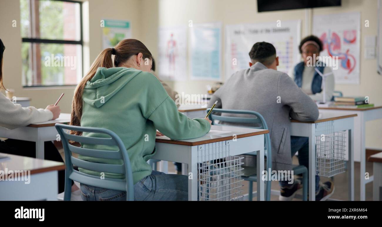 Questionnaire group study hi-res stock photography and images - Alamy