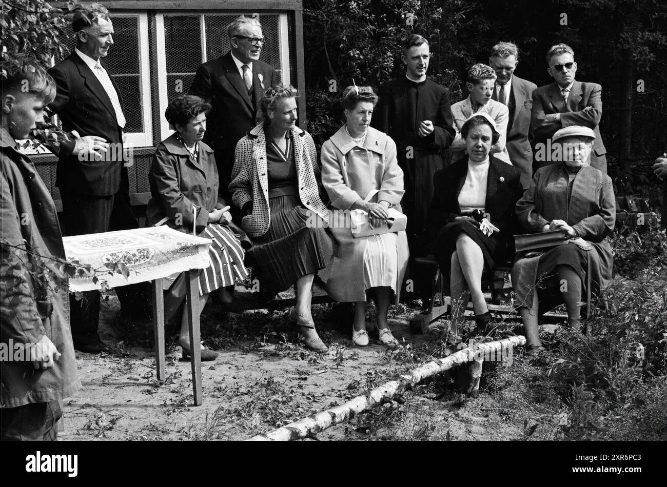 02 07 1960 whizgle news hi-res stock photography and images - Alamy