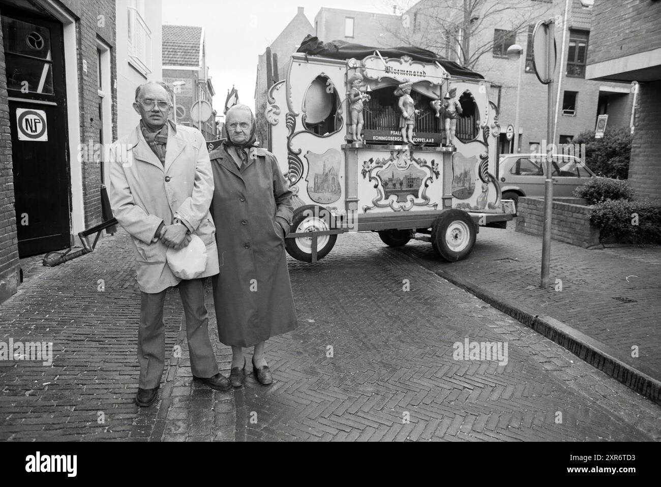 Bert jansen barrel organ hi-res stock photography and images - Alamy