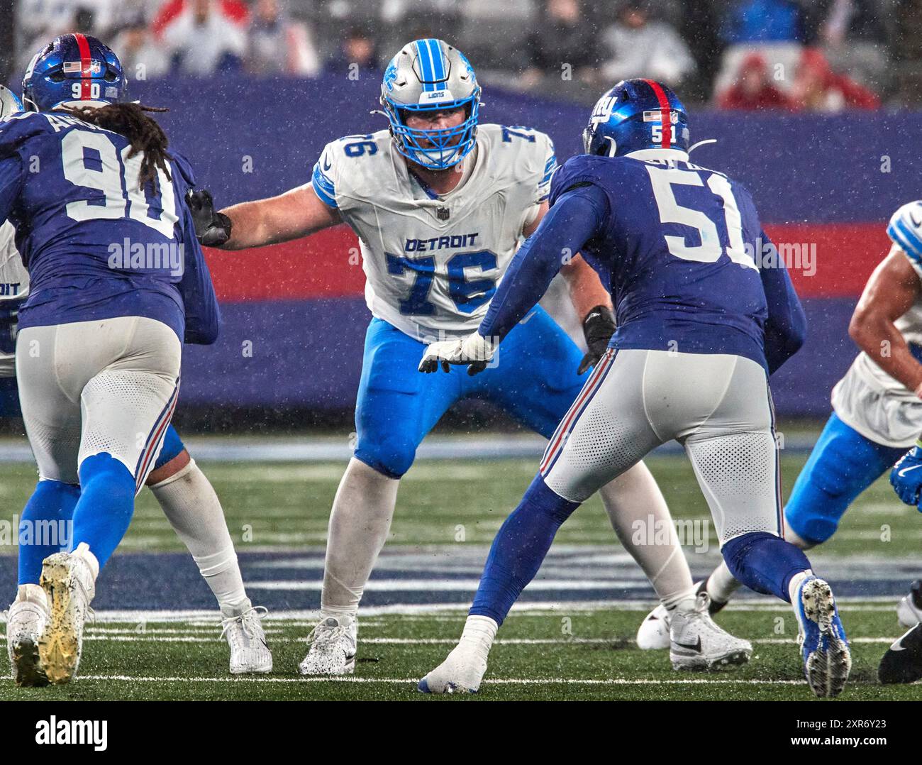 Azeez ojulari giants hi-res stock photography and images - Alamy