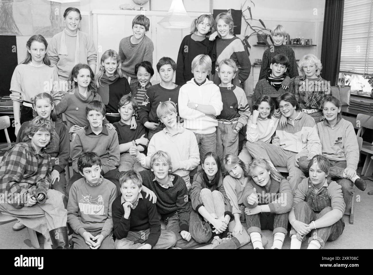 Class 7a, Kennemerland school, Schools, 13-12-1984, Whizgle Dutch News ...
