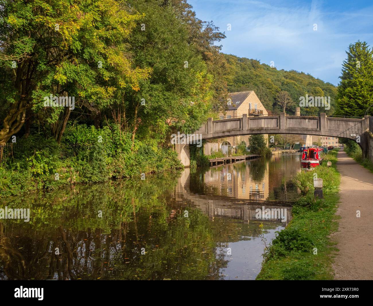 Bridge 16a hi-res stock photography and images - Alamy