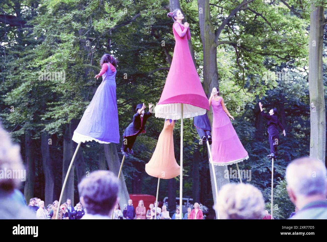 Walk-through show, Riba, Juliana Park, 02-09-1996, Whizgle Dutch News ...