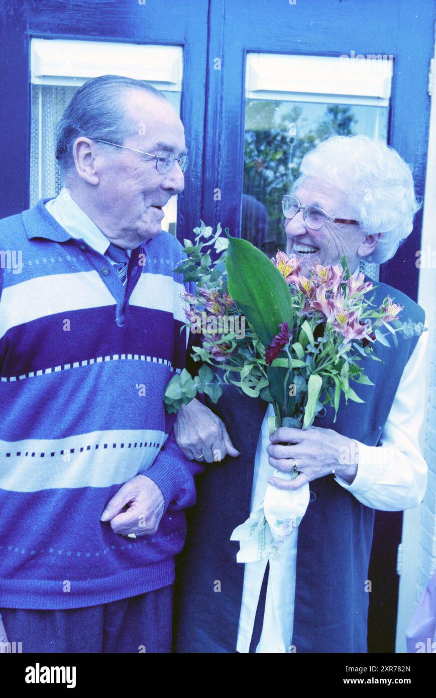 Family piso hi-res stock photography and images - Alamy